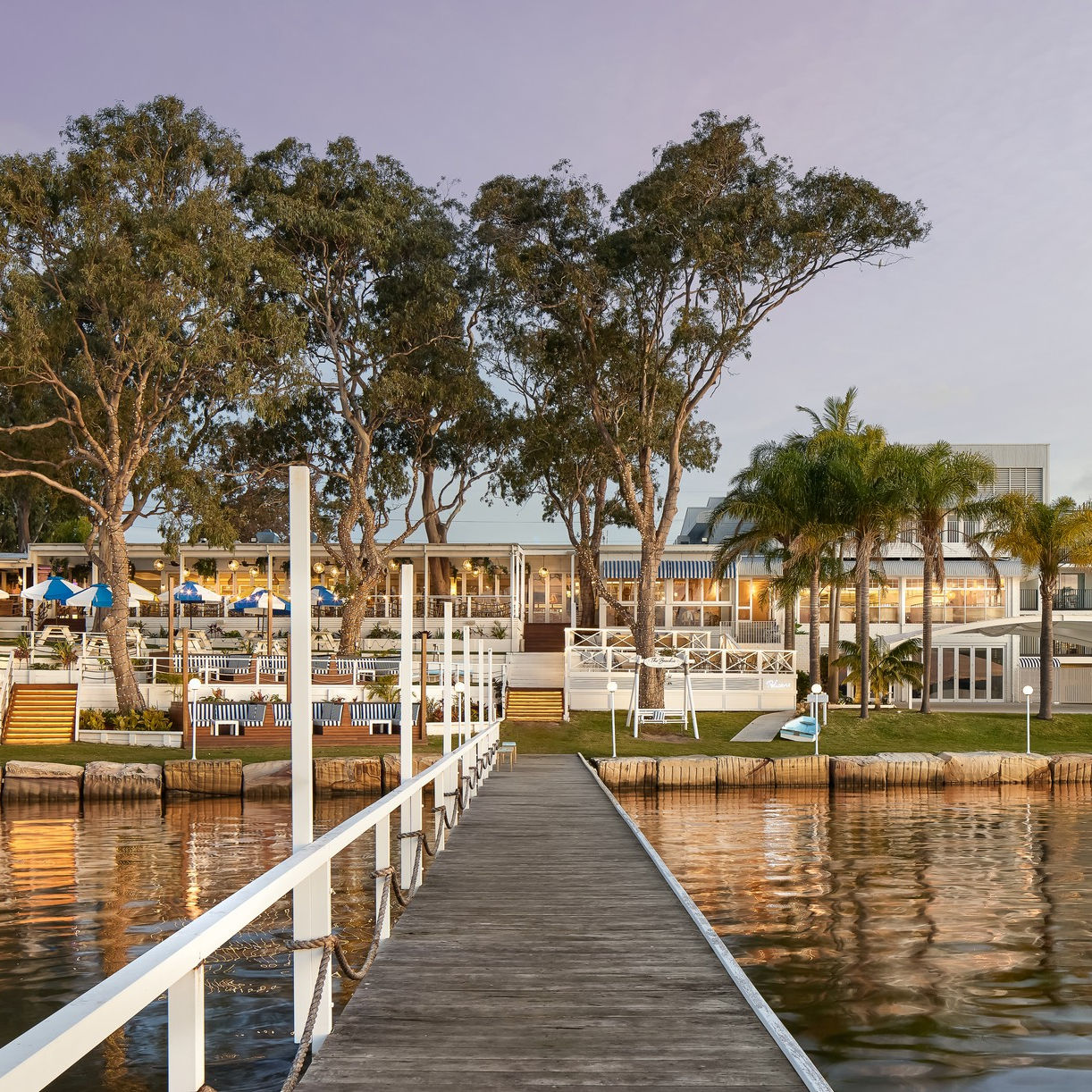 The Beachcomber Hotel and Resort - Accommodation in Toukley, NSW ...